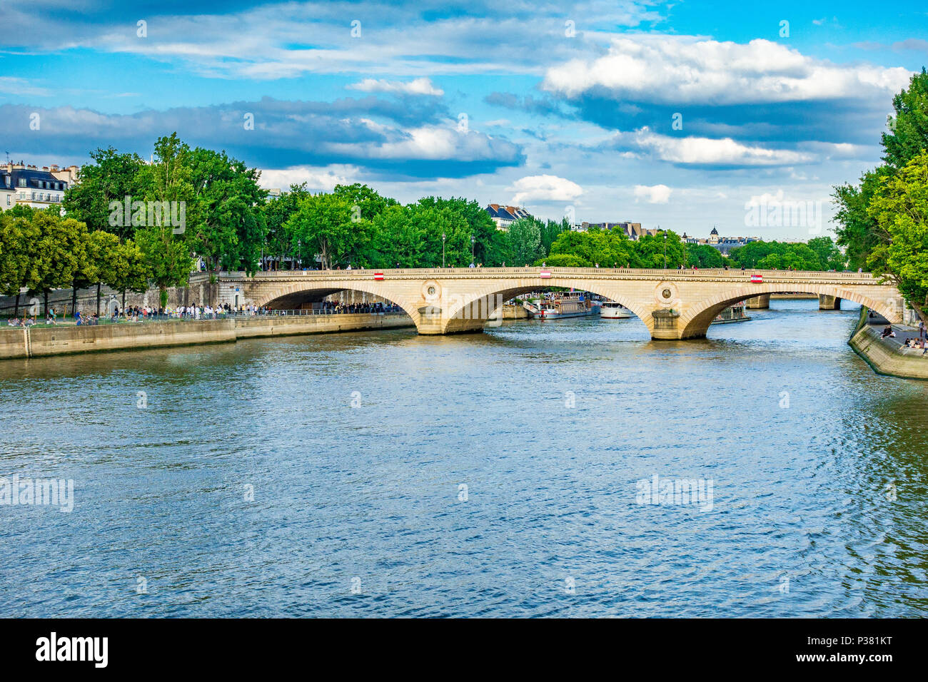A bridge over the River Seine in Paris, France Stock Photo - Alamy