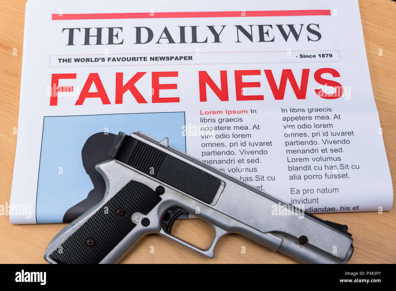 Fake news headline hi-res stock photography and images - Alamy