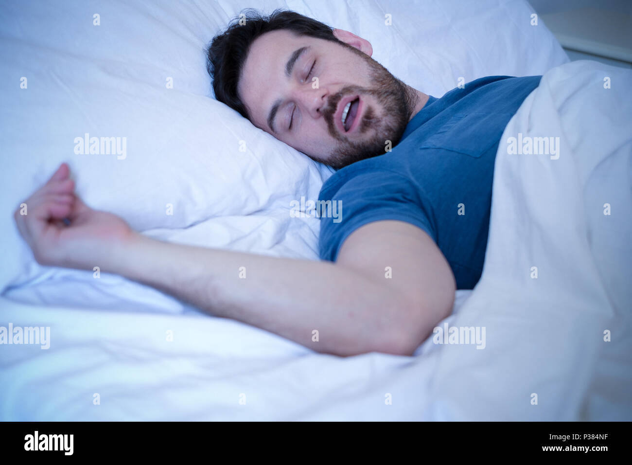 Snore hi-res stock photography and images - Alamy