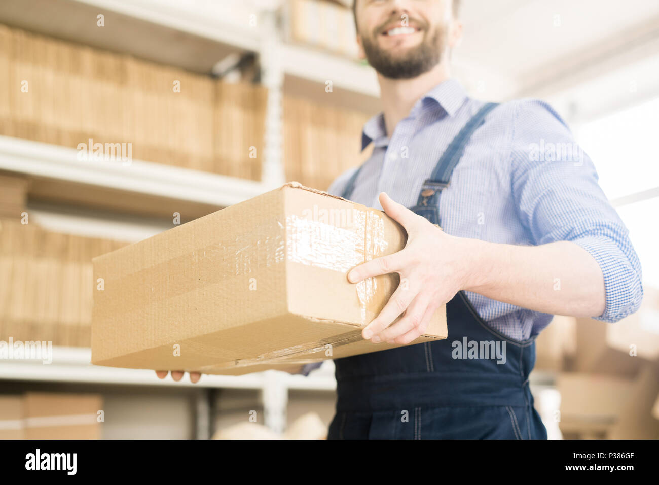 Factory logistic worker hi-res stock photography and images - Alamy