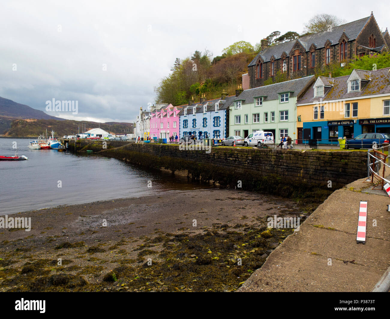 Isle of skye portree hi-res stock photography and images - Alamy