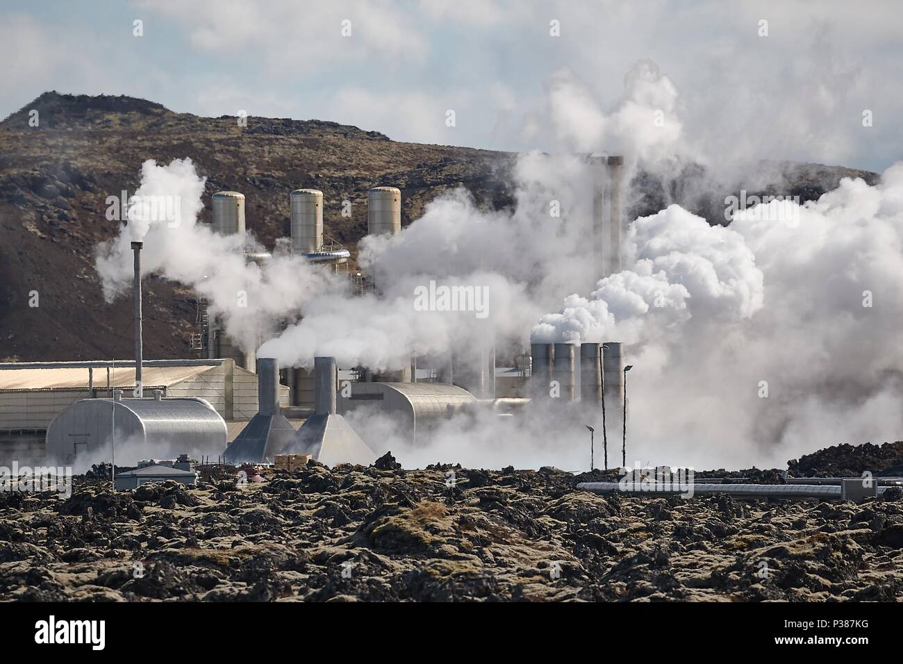Geothermal power plant Stock Photo - Alamy