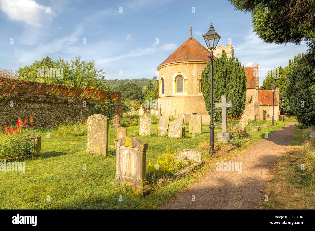 Goring on thames village hi-res stock photography and images - Alamy