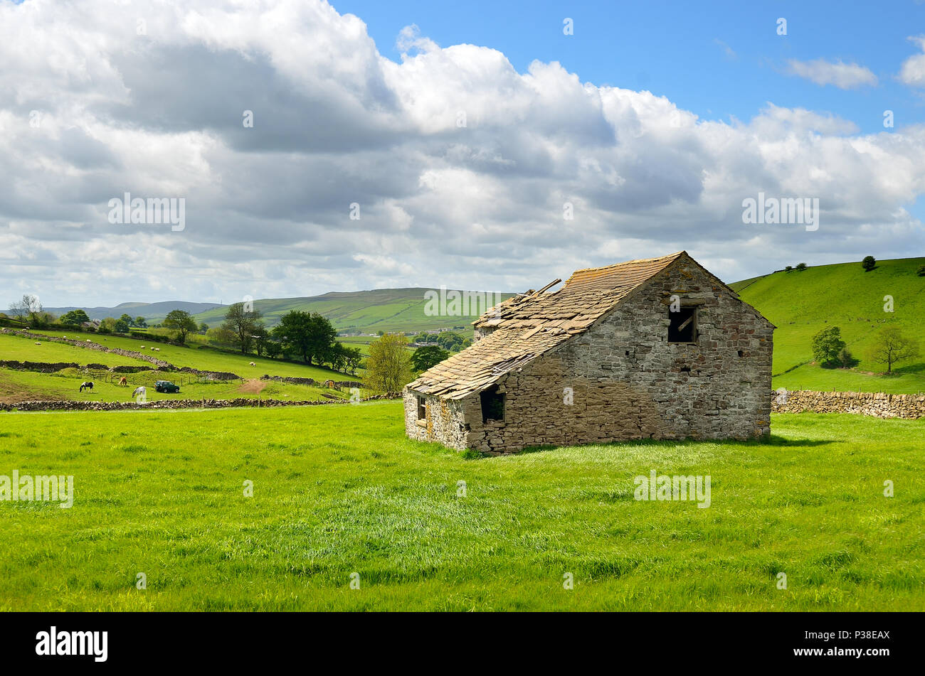 Classic british landscape at the Peak district near Manchester Stock ...
