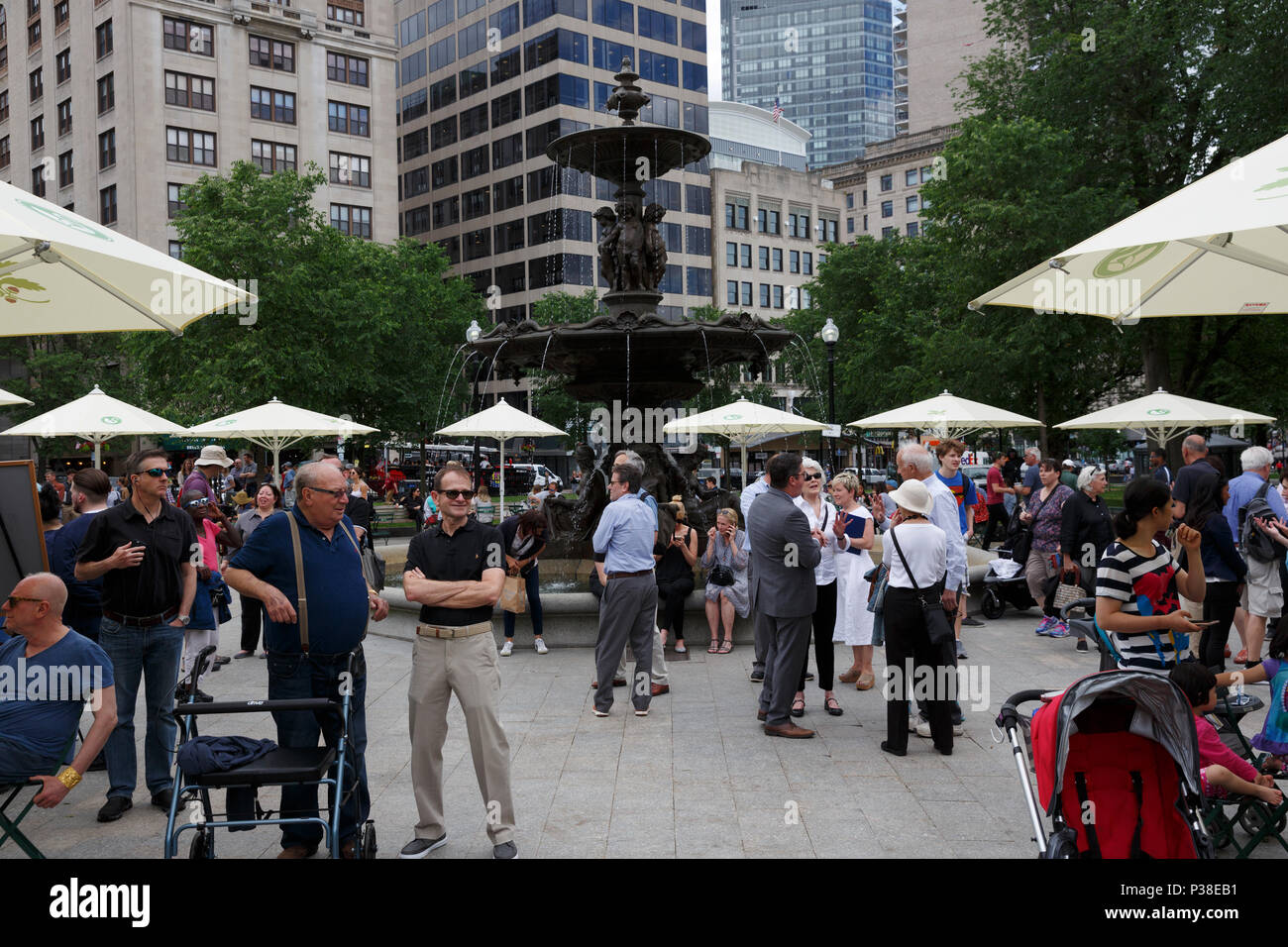 Boston common fountain hi-res stock photography and images - Alamy