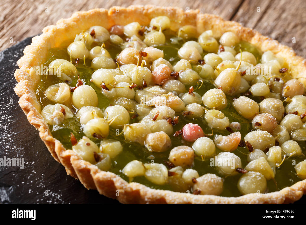 Dessert gooseberry hi-res stock photography and images - Alamy