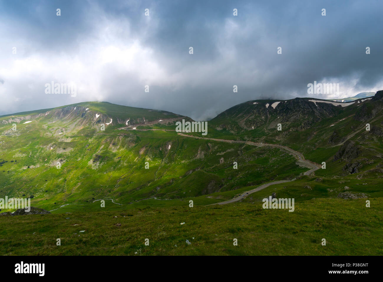 Transalpina Road view in Carpathian Mountains, Romania Stock Photo - Alamy
