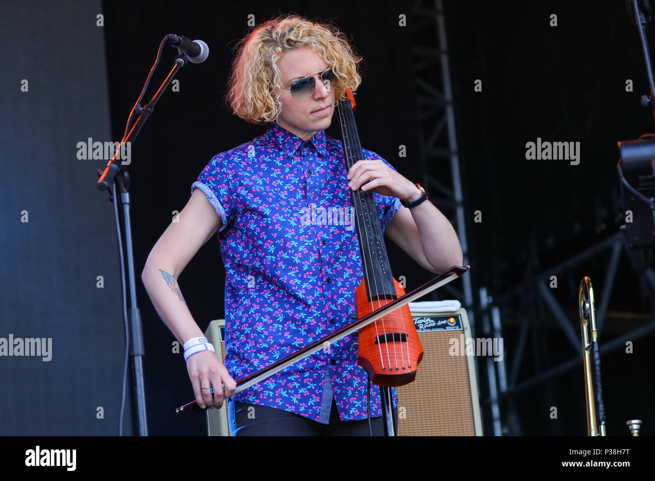 Rhye band hi-res stock photography and images - Alamy