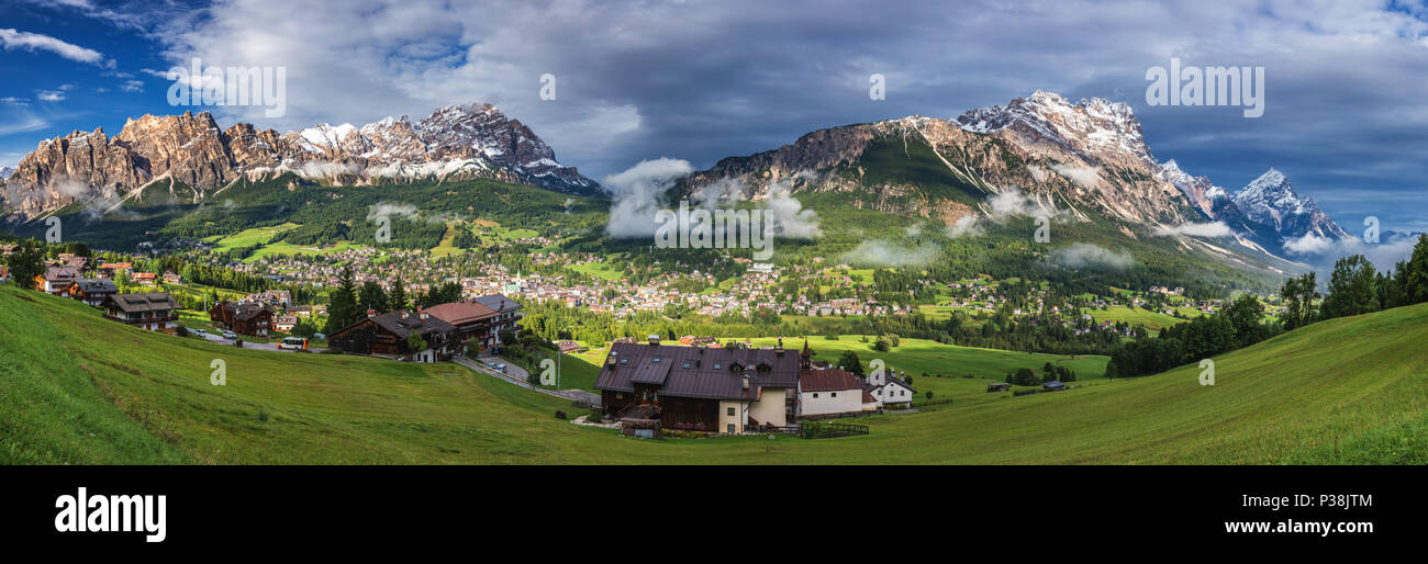Cortina d ampezzoo hi-res stock photography and images - Alamy