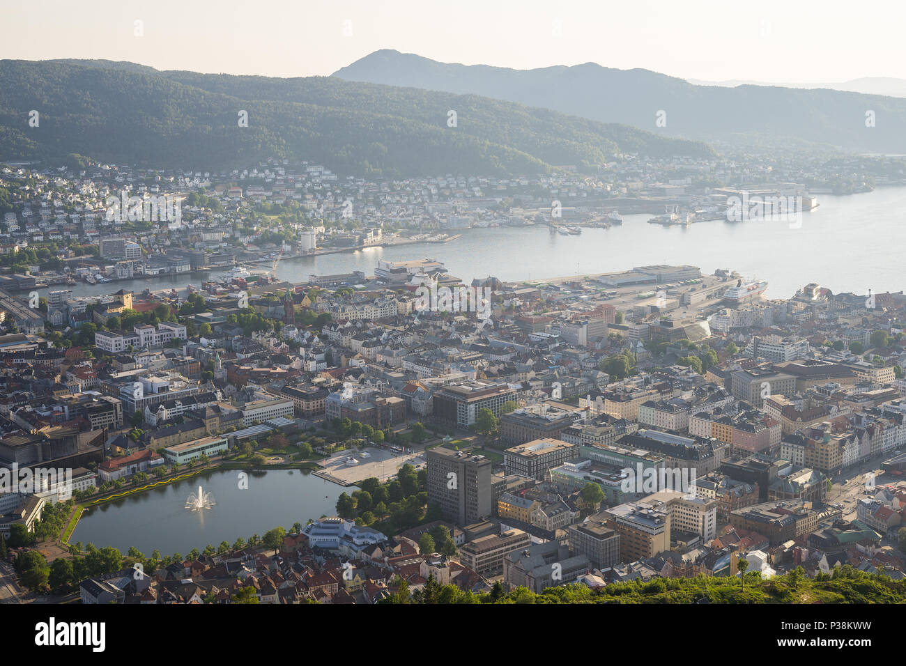 Bergen norway fountain hi-res stock photography and images - Alamy