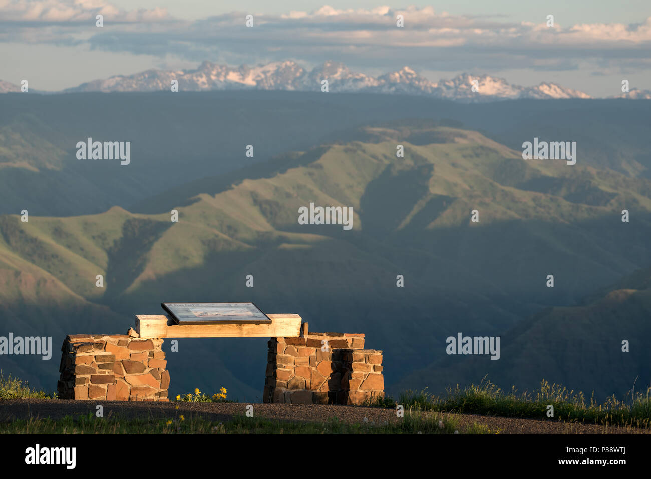 Interpretive sign hi-res stock photography and images - Alamy
