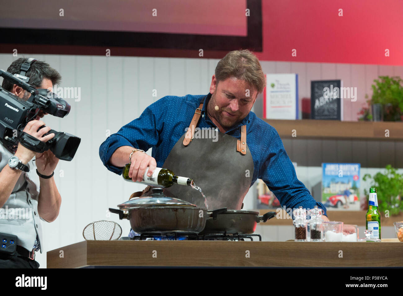 Birmingham, UK. 17th Jun, 2018. Chef James Martin doing a cooking demo ...