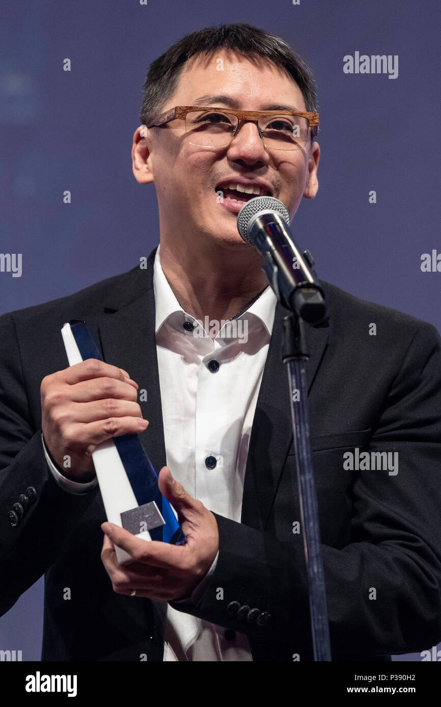 Director Yee Wei Chai receives the Grand Prix (George Lucas Award) for ...