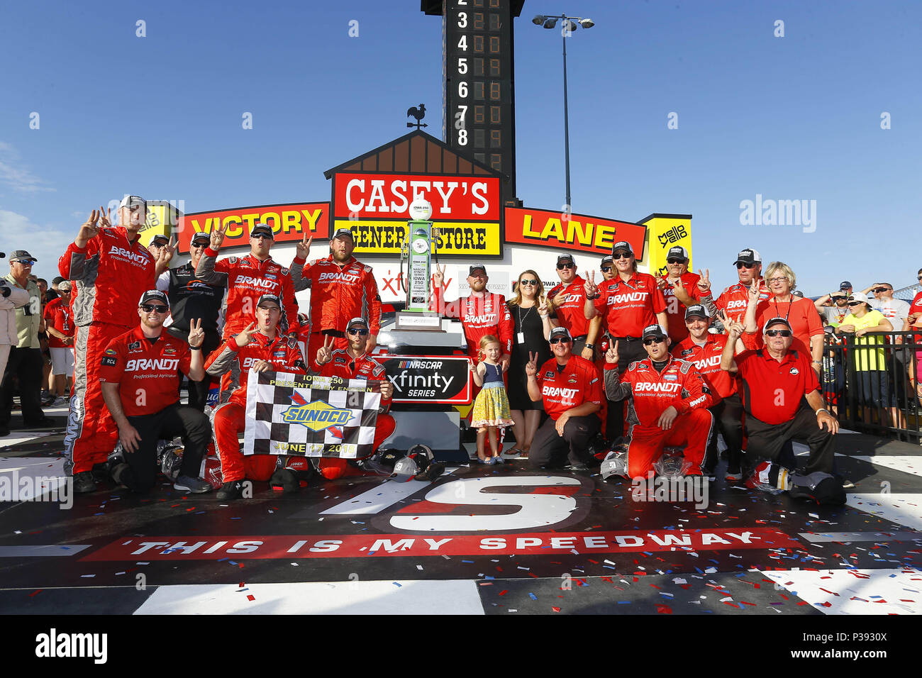 Newton, Iowa, USA. 17th June, 2018. Justin Allgaier (7) wins the Iowa ...