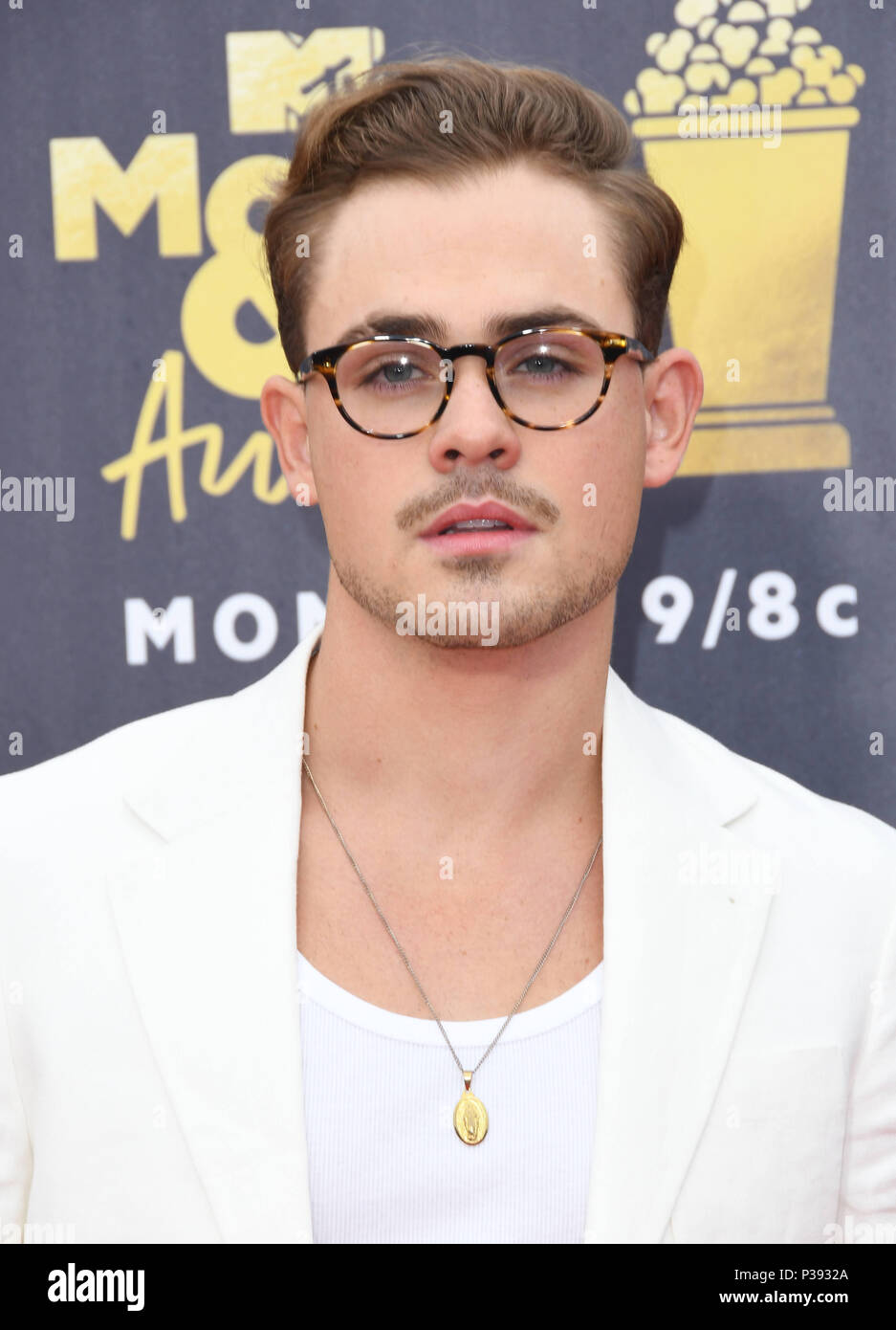 Dacre montgomery hi-res stock photography and images - Alamy