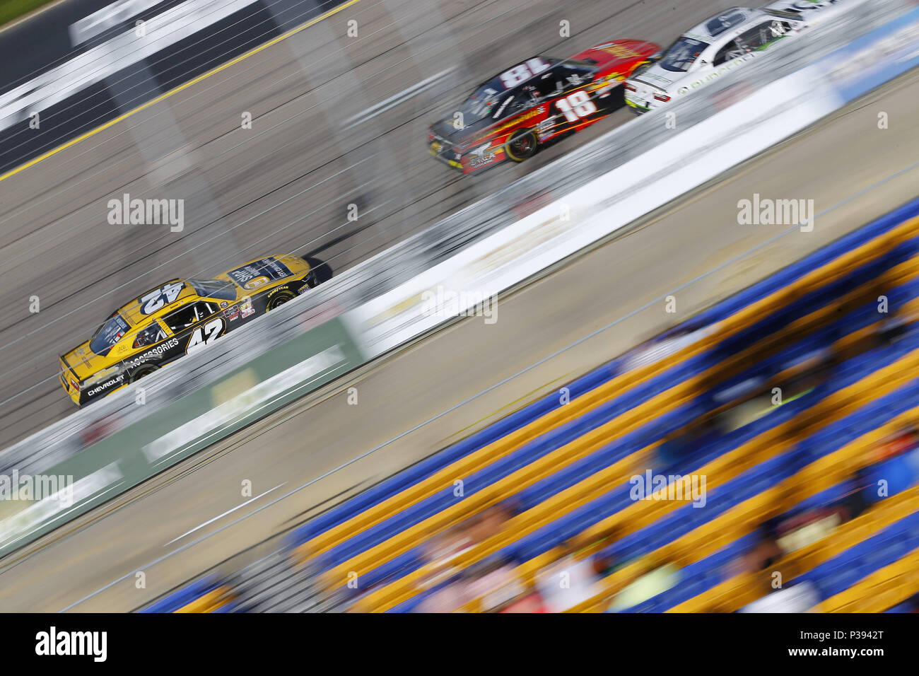 Newton, Iowa, USA. 17th June, 2018. John Hunter Nemechek (42) brings ...
