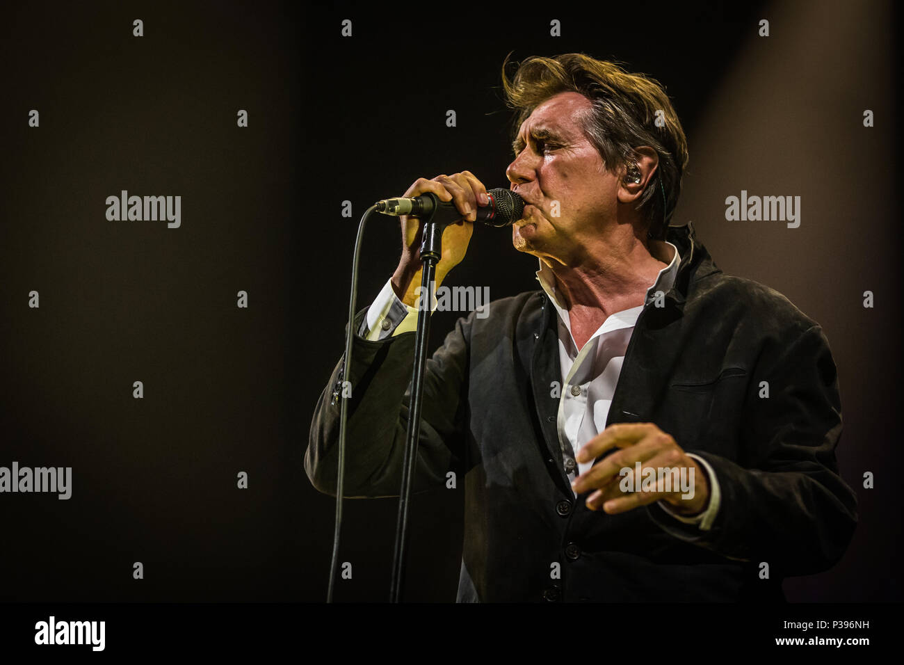 British pop singer bryan ferry hi-res stock photography and images - Alamy