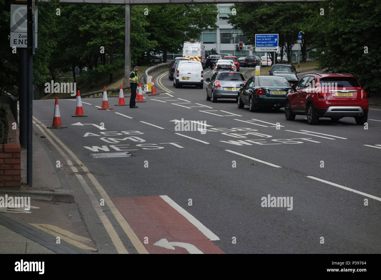 Leeds, UK, 18th June 2018. Traffic chaos in Leeds due to a burst water ...