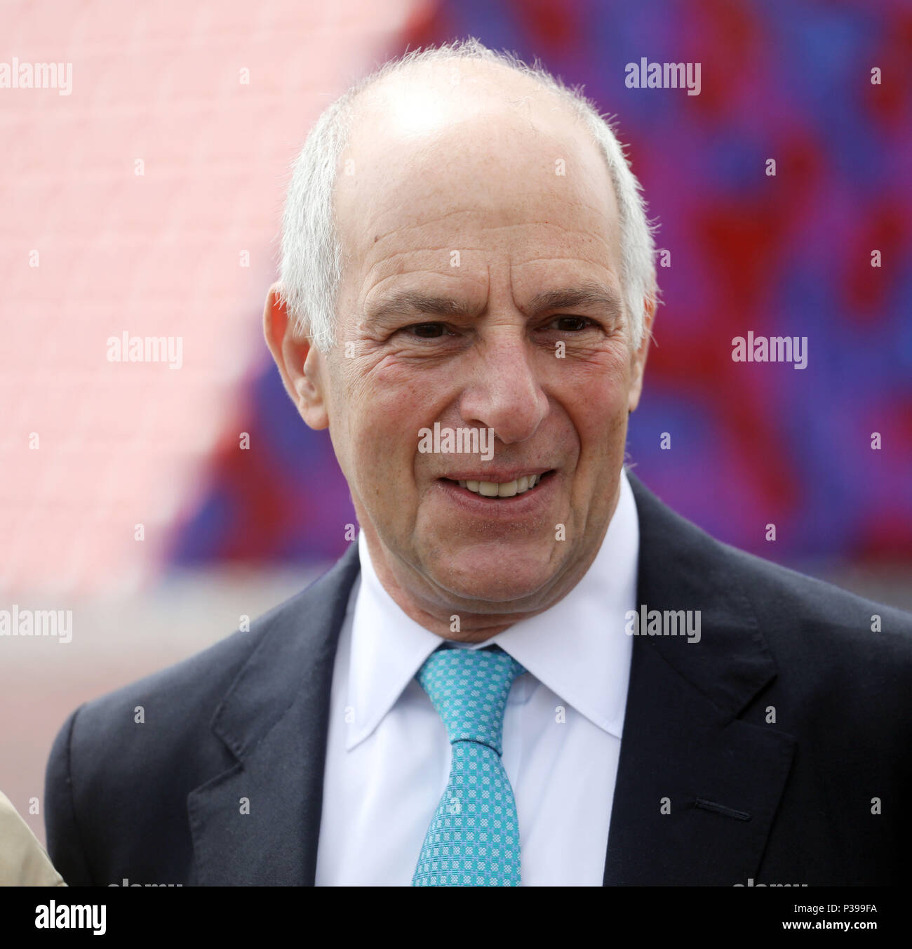 Lloyd grossman masterchef hi-res stock photography and images - Alamy