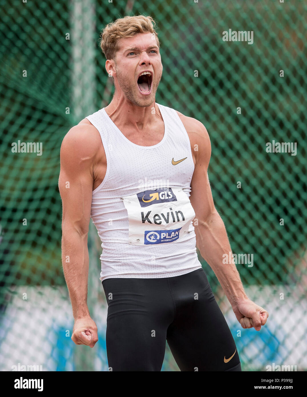 Siebenkaempferin cheers hi-res stock photography and images - Alamy