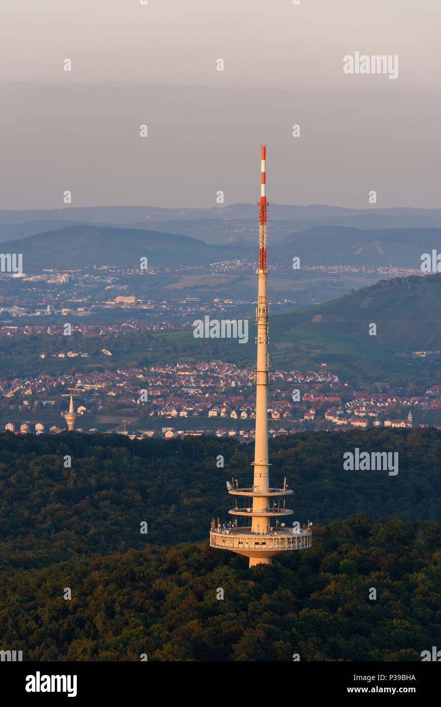 Pylon telecommunications tower antenna hi-res stock photography and images - Alamy