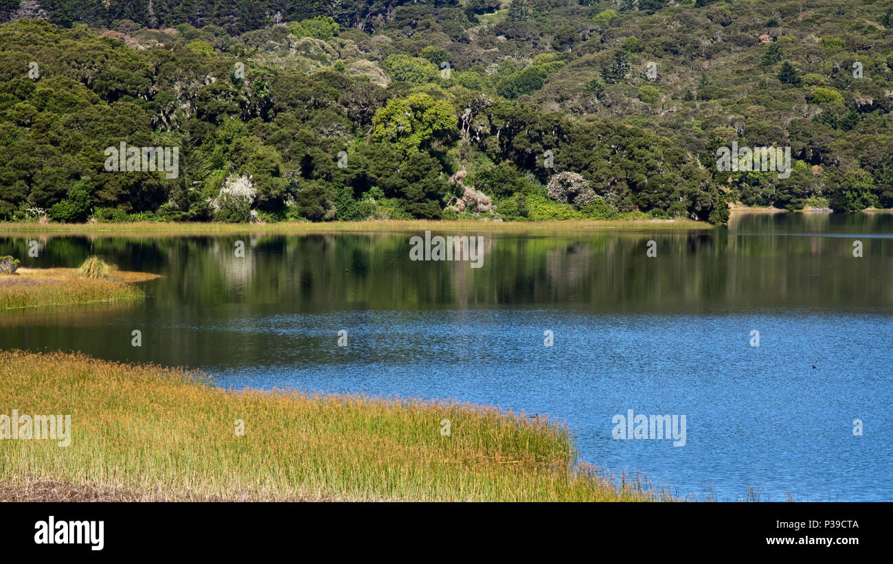 Crystal springs reservoir hi-res stock photography and images - Alamy