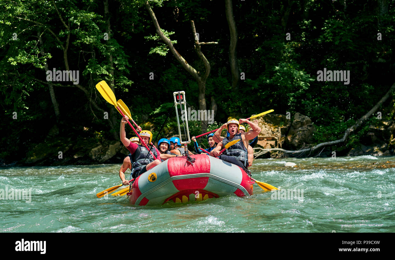 Expedition rafting hi-res stock photography and images - Alamy