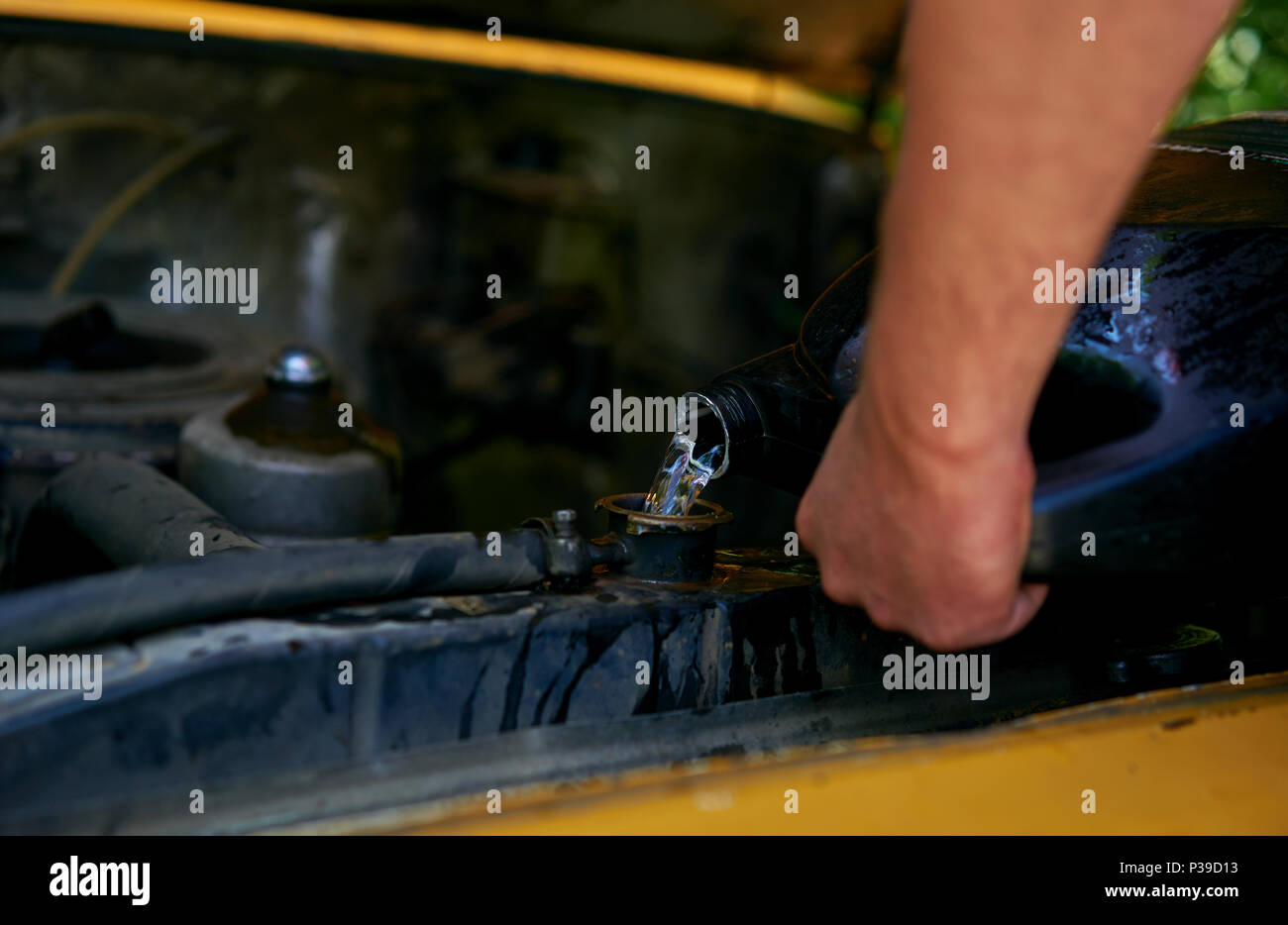 Car radiator tank hi-res stock photography and images - Alamy