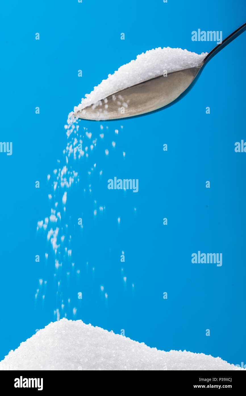 Spoonful sugar pouring hi-res stock photography and images - Alamy