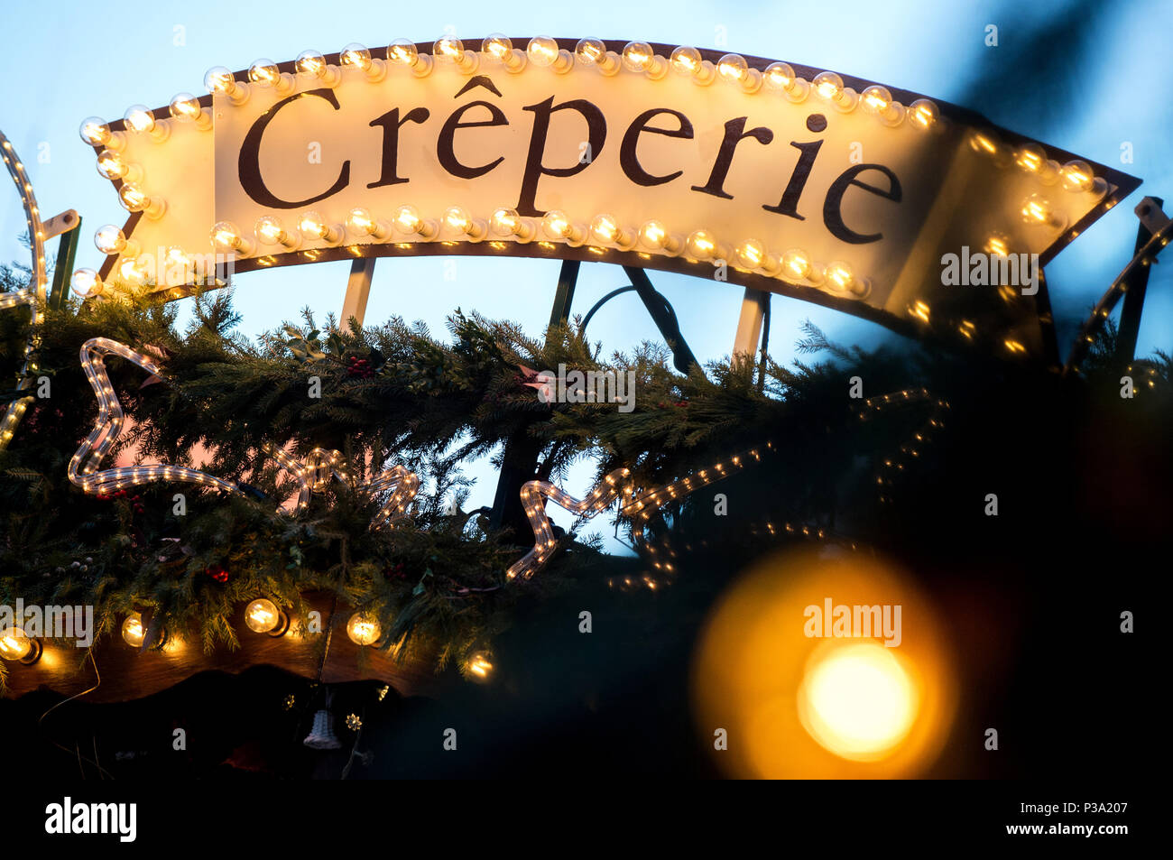 Christmas market stall sign hi-res stock photography and images - Alamy