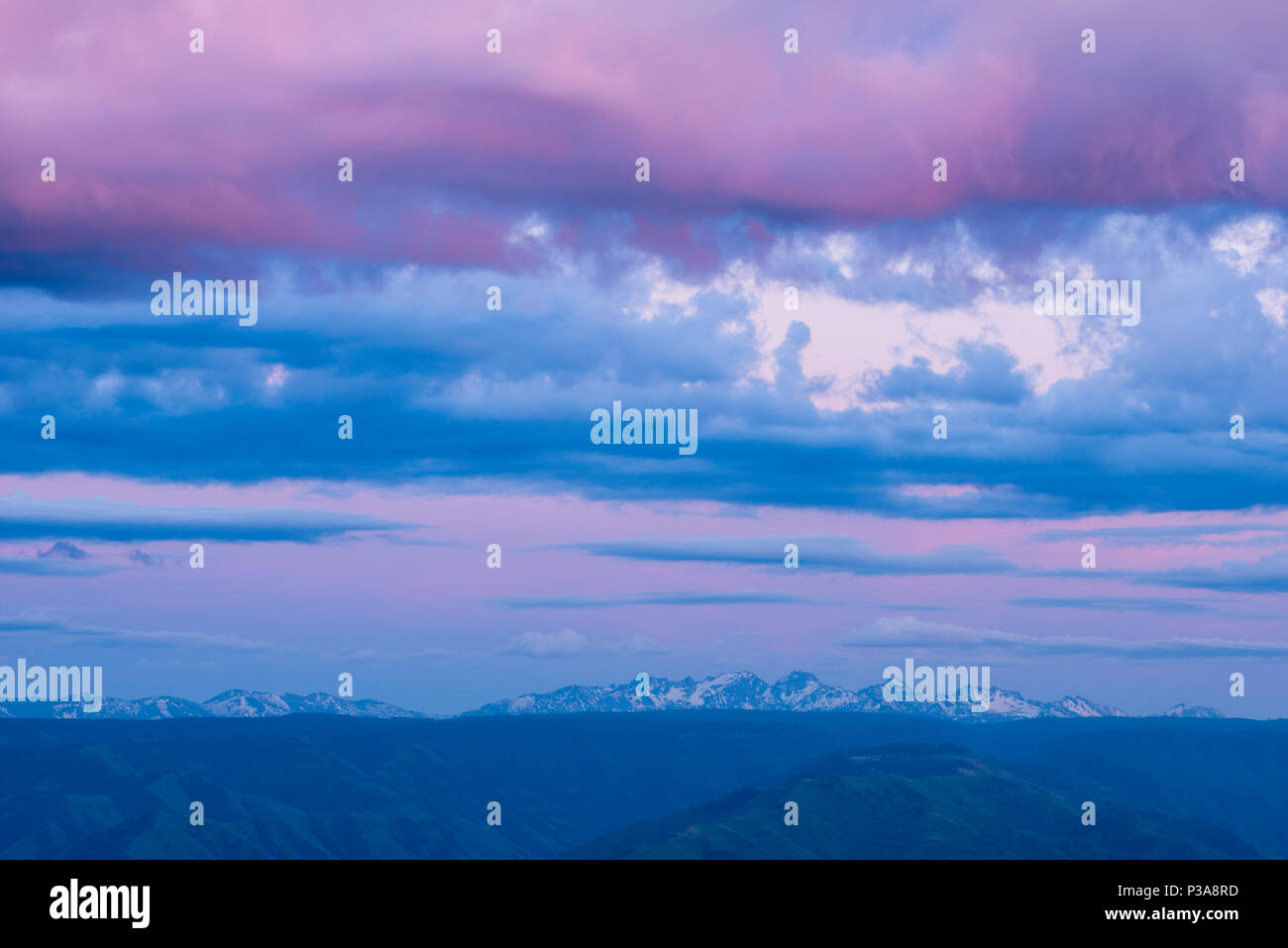 Sunset view of Hells Canyon and the Seven Devils Mountains from ...
