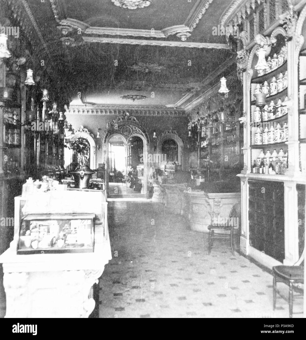 Apothecarys store hi-res stock photography and images - Alamy