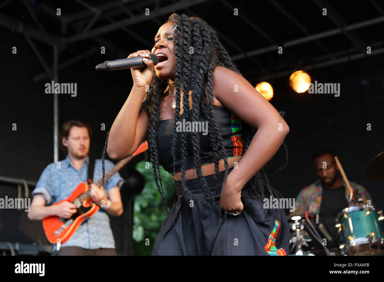Nao singer hi-res stock photography and images - Alamy