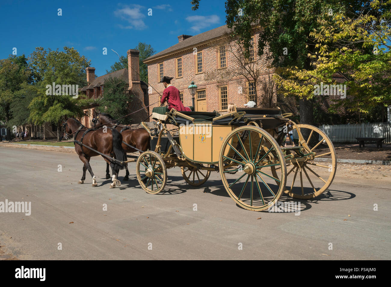 Horse drawn carriage in Colonial Williamsburg Stock Photo - Alamy