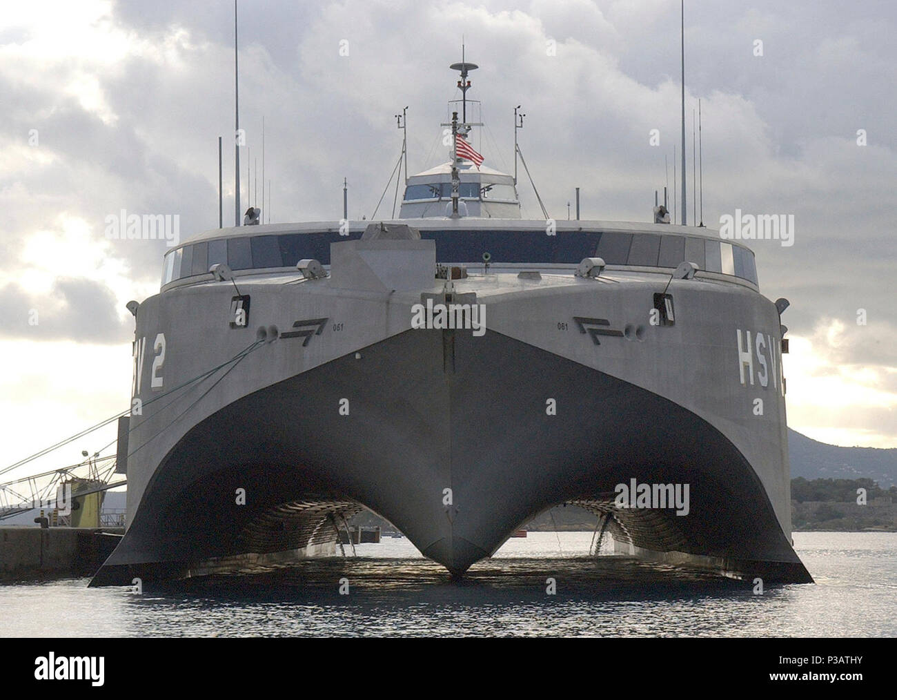 Bay, Crete, Greece (Jan. 12, 2006) - The U.S. Navy High-Speed Vessel ...