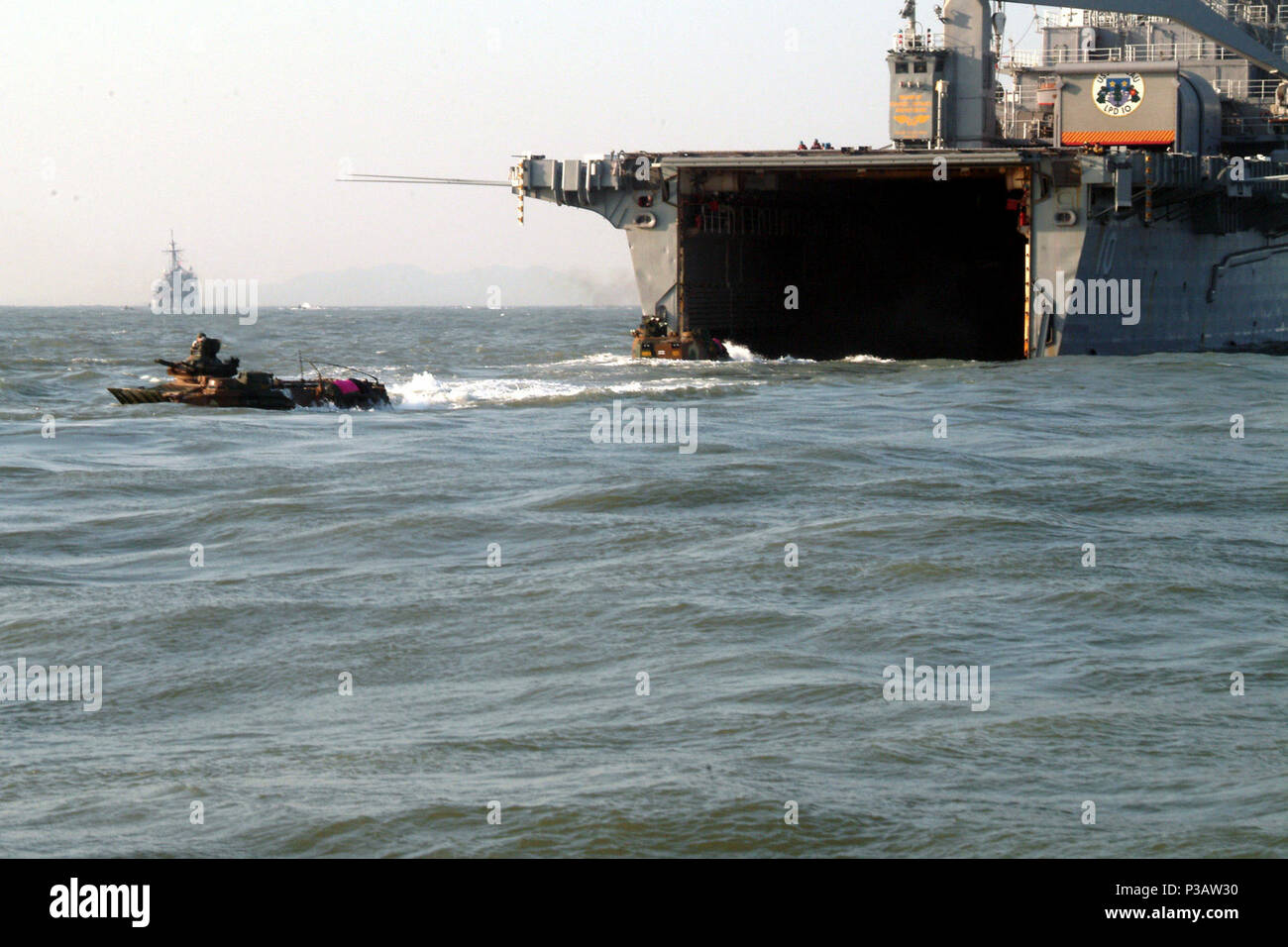 Amphibious transport dock uss juneau lpd 10 hi-res stock photography ...