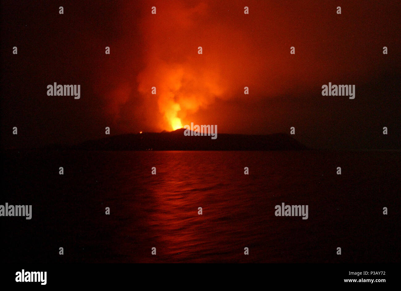 INDIAN OCEAN (September 30, 2007) - U.S. Navy Stock Photo - Alamy