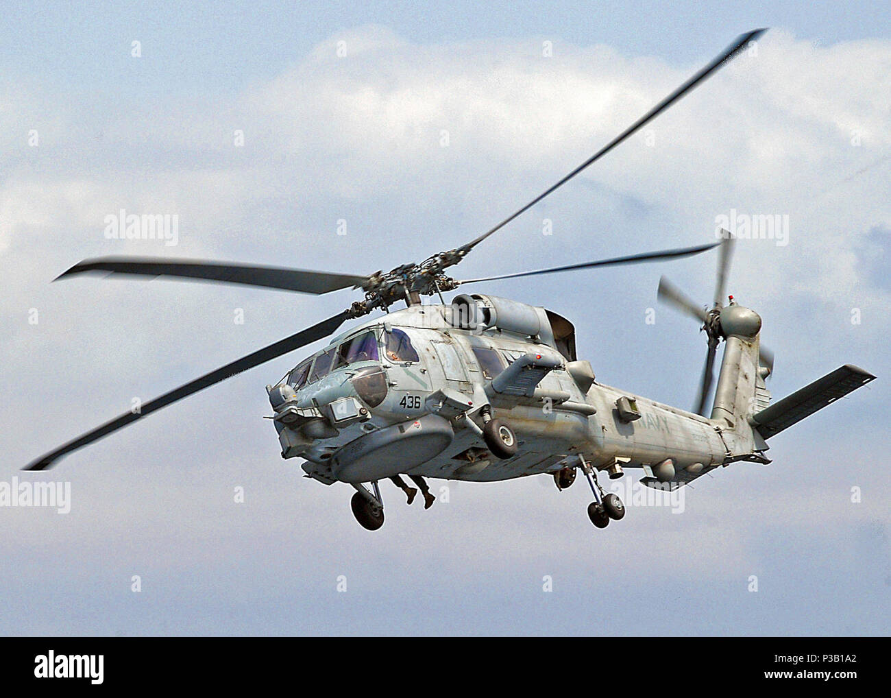 INDIAN OCEAN (Oct. 17, 2008) An SH-60B Sea Hawk helicopter assigned to ...