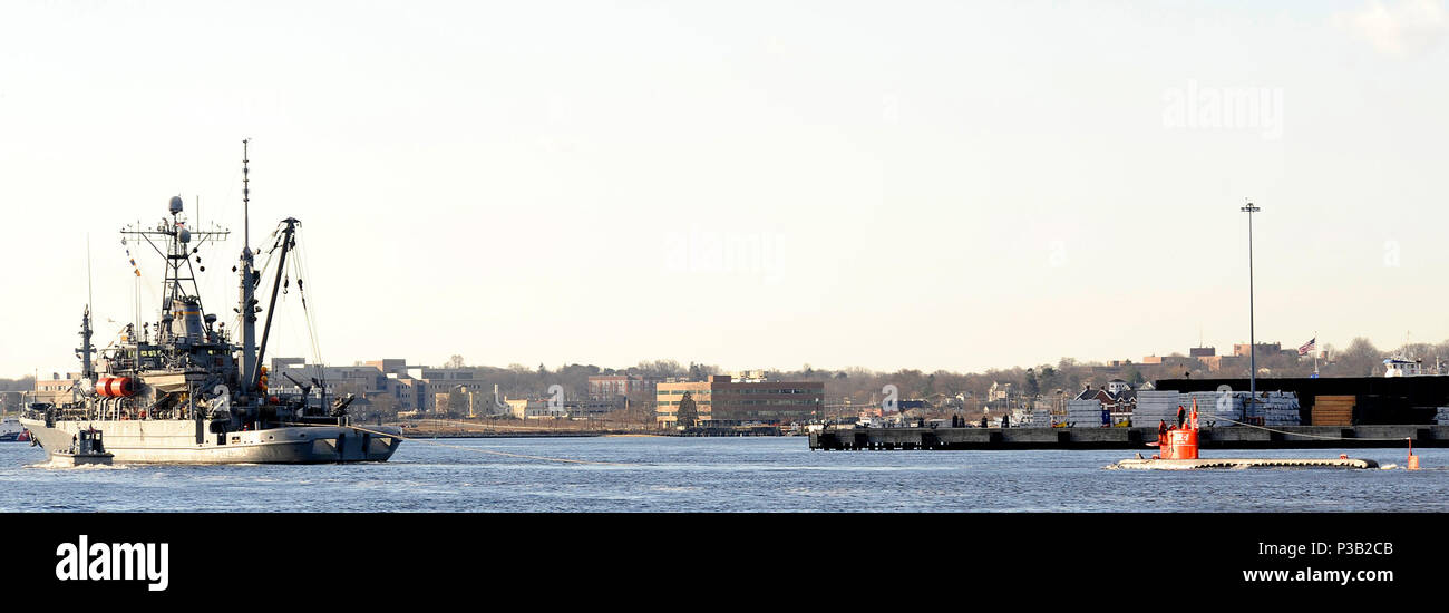 Nr 1 submarine hi-res stock photography and images - Alamy