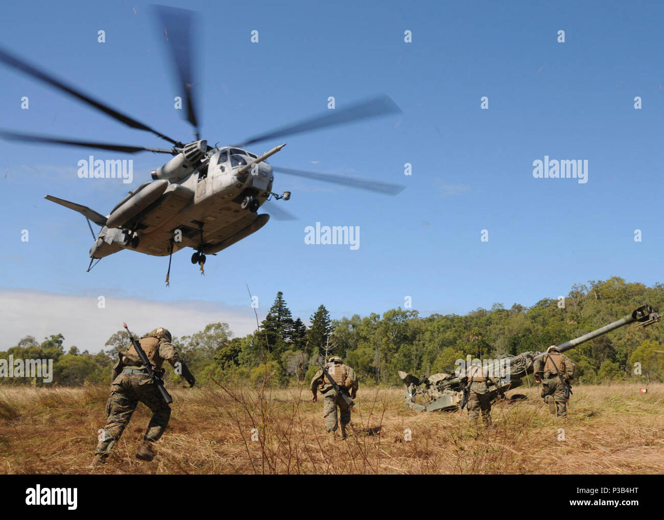 M777 hi-res stock photography and images - Alamy