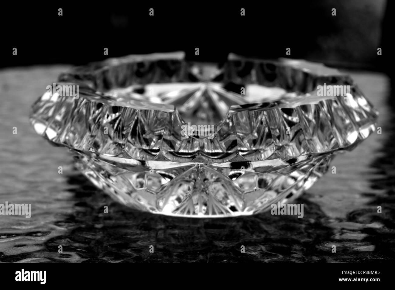 Empty crystal ashtray hi-res stock photography and images - Alamy