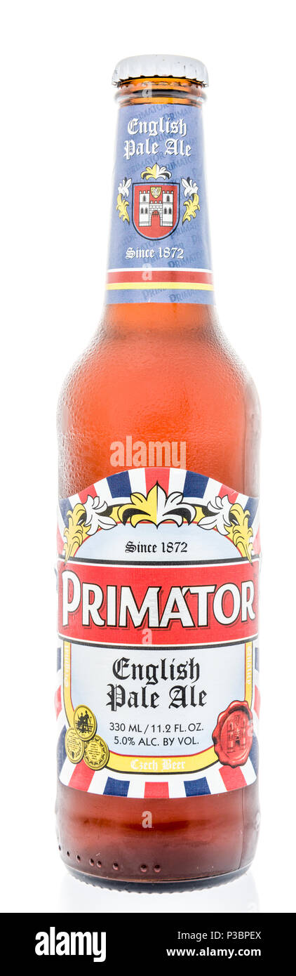 Ale 8 one bottle hi-res stock photography and images - Alamy