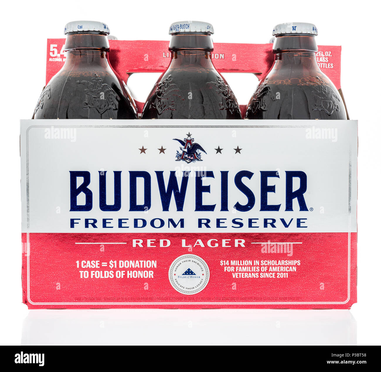 Winneconne, WI - 13 June 2018: A six pack of Budweiser Freedom Reserve ...