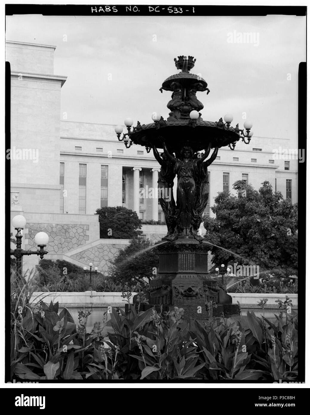 Rayburn house building hi-res stock photography and images - Alamy