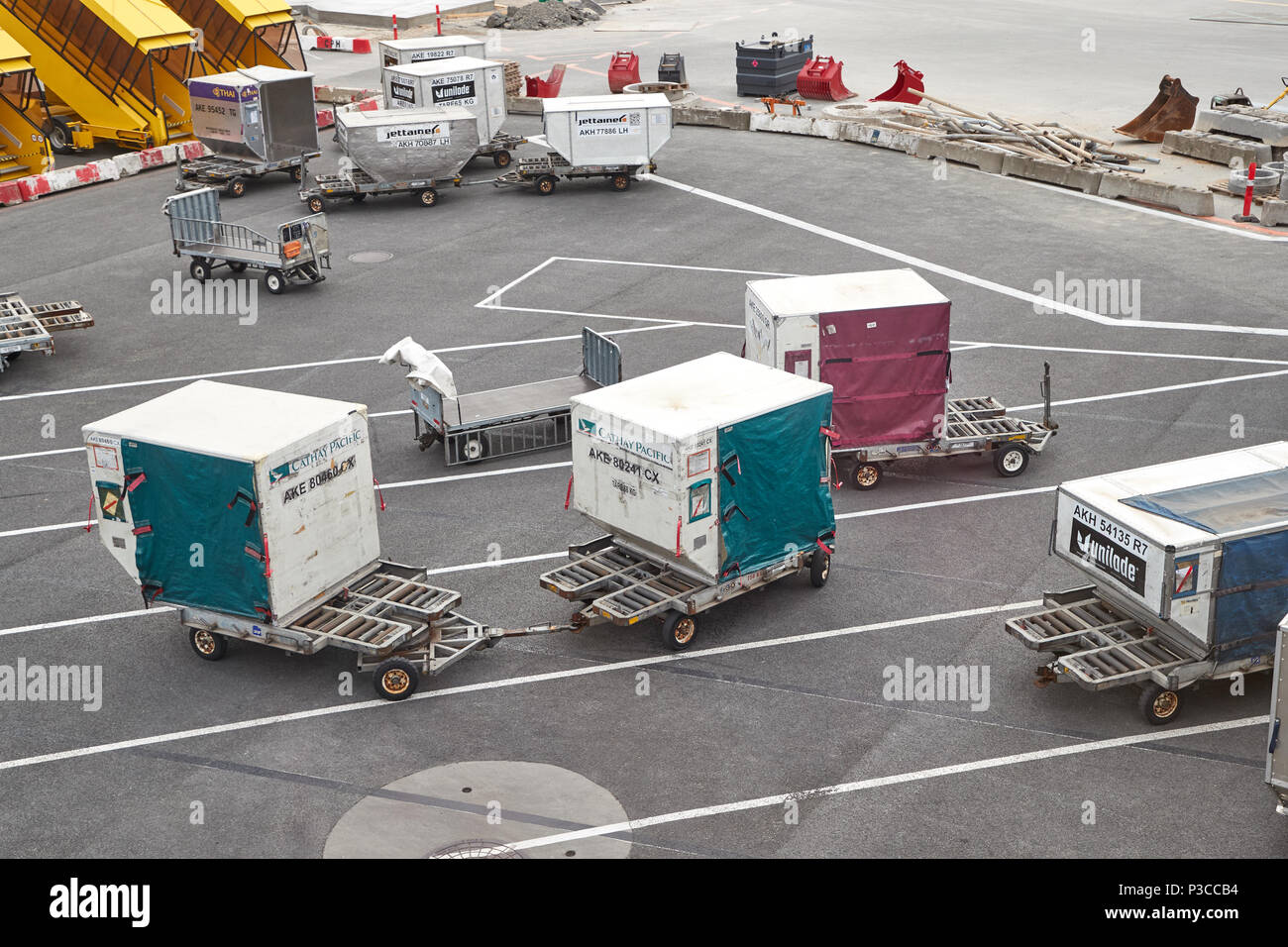 Cargo container air hi-res stock photography and images - Alamy
