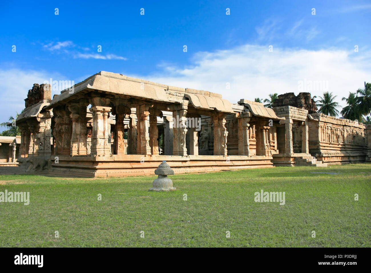 Temple in Hampi, Karnataka, India Stock Photo - Alamy