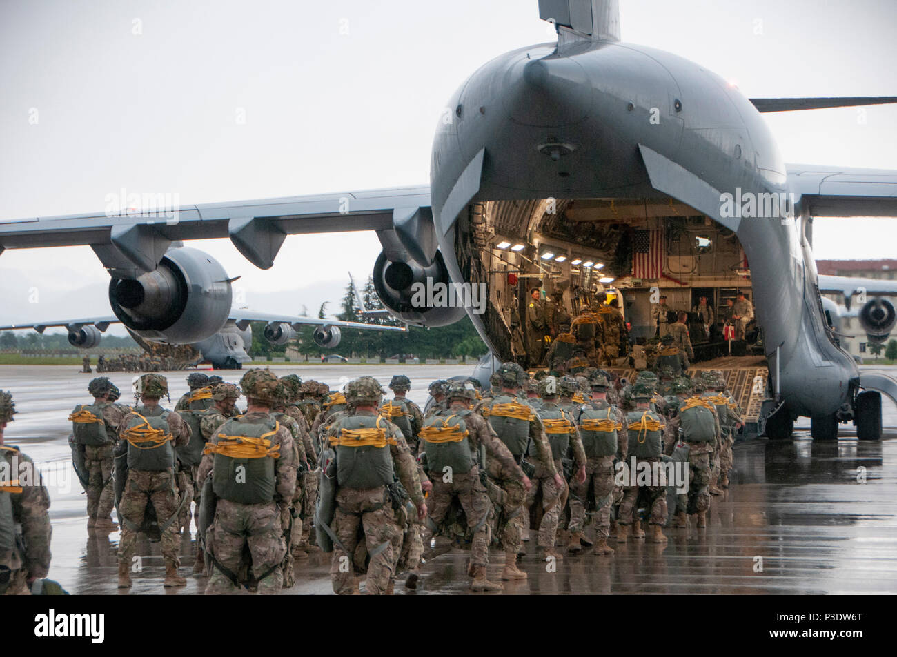 186th infantry regiment hi-res stock photography and images - Alamy