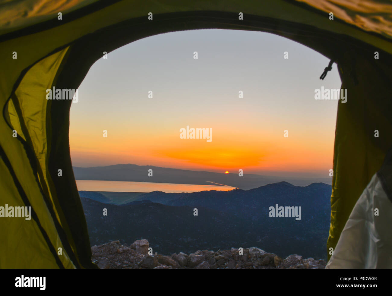 Tent window hi-res stock photography and images - Alamy