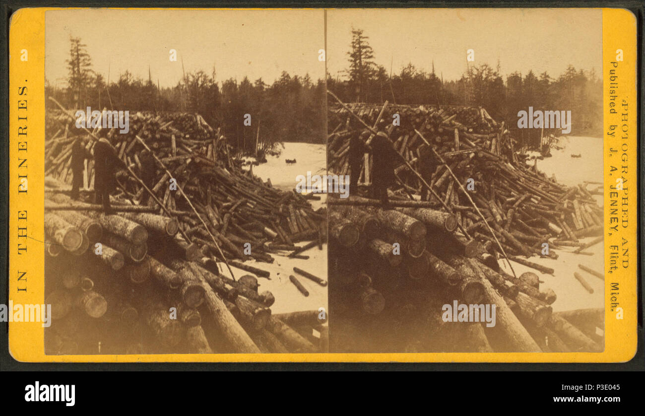 High river bank hi-res stock photography and images - Alamy