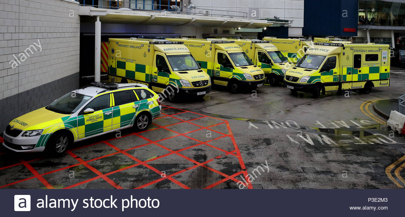 North West Ambulance Service Stock Photos & North West Ambulance ...